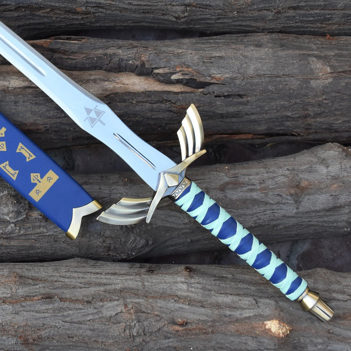 Legend Of Zelda Swords & Shields – Collectible Blades